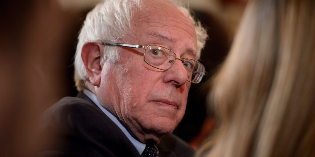 Bernie Sanders : sénateur socialiste et partisan de la légalisation du ...