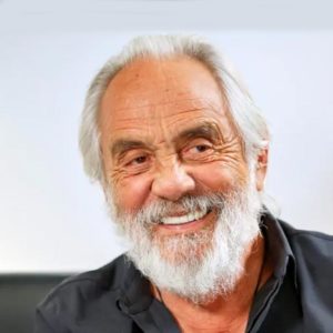 Tommy Chong : de Cheech & Chong à l'icône du cannabis - Newsweed